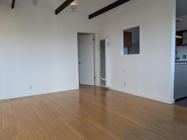 1 Br, 1 bath, Condo 254 3rd Ave