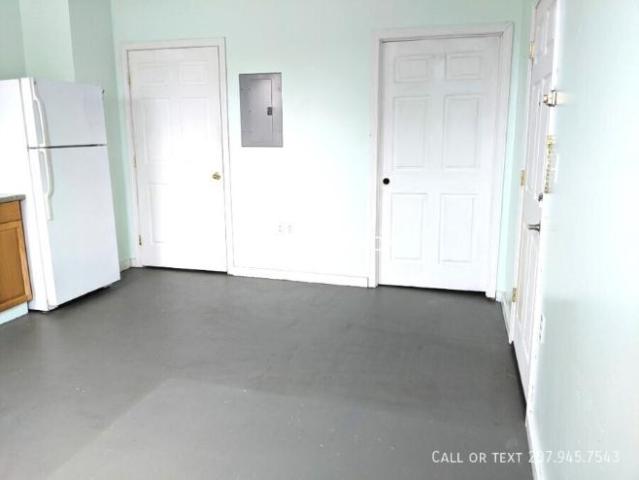 1 Br, 1 bath, Condo 255 Main St