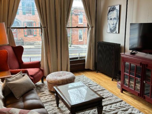 1 Br, 1 bath, Condo 257 Baltimore St