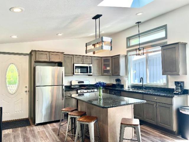 1 Br, 1 bath, Condo 25 Country Club Bch