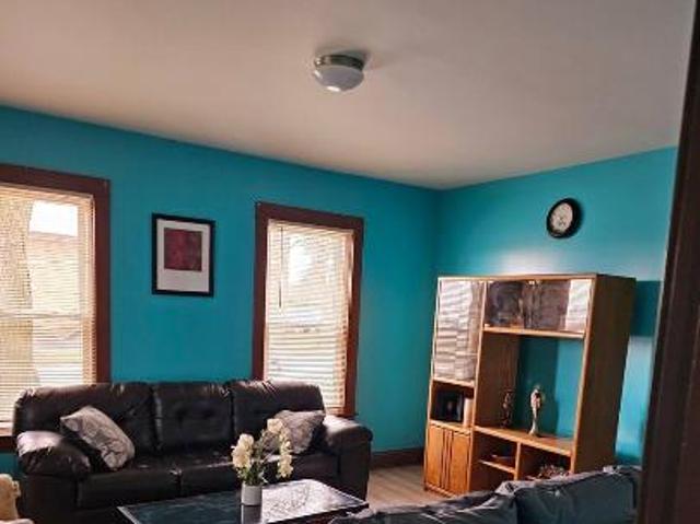 1 Br, 1 bath, Condo 2600 Commercial Ave
