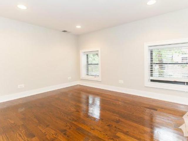 1 Br, 1 bath, Condo 2602 North Racine