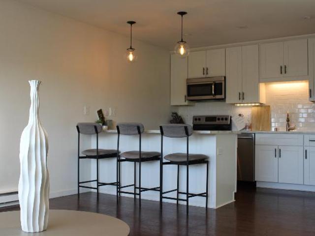1 Br, 1 bath, Condo 260 Merrydale Rd