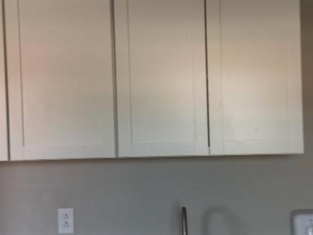 Studio, 1 bath, Condo 260 N Commerce Ave
