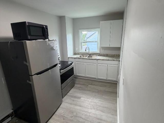 1 Br, 1 bath, Condo 260 S Jefferson Street