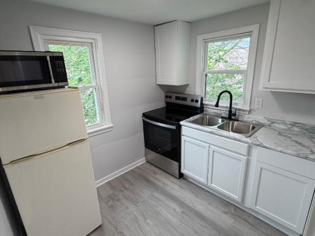 1 Br, 1 bath, Condo 260 S Jefferson Street