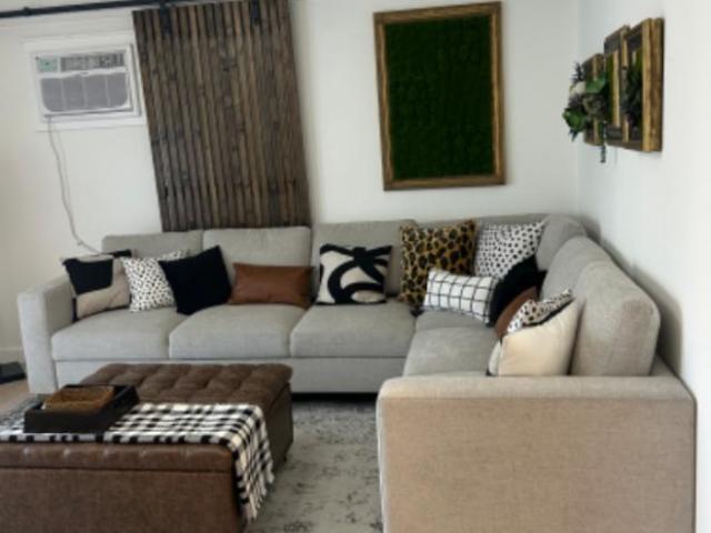 1 Br, 1 bath, Condo 2619 W Agatite Avenue