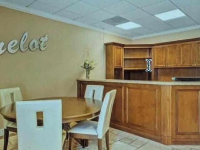 1 Br, 1 bath, Condo 2625 N Andrews Ave