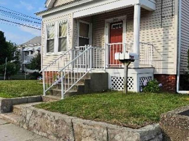 1 Br, 1 bath, Condo 263 Grand Ave