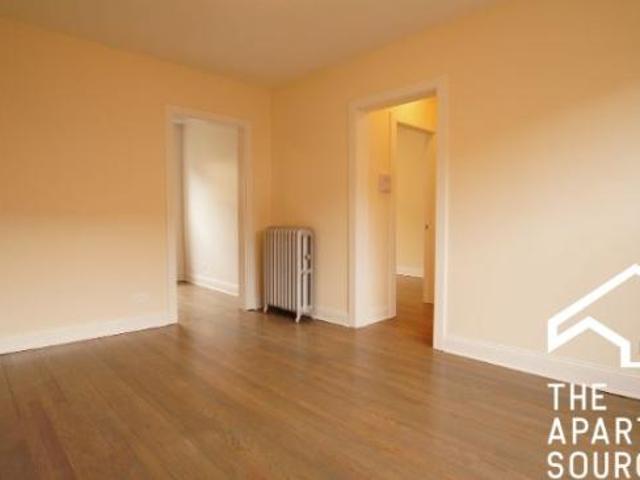 1 Br, 1 bath, Condo 2643 N Spaulding Ave