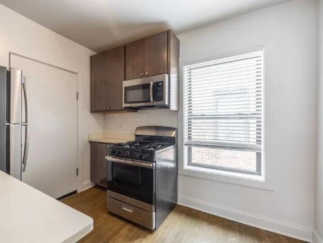1 Br, 1 bath, Condo 2643 North Spaulding Avenue