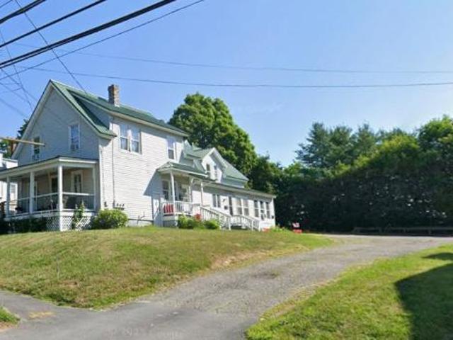 1 Br, 1 bath, Condo 269 Main St