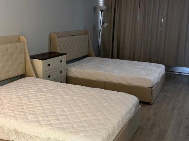 1 Br, 1 bath, Condo 2700 N Atlantic