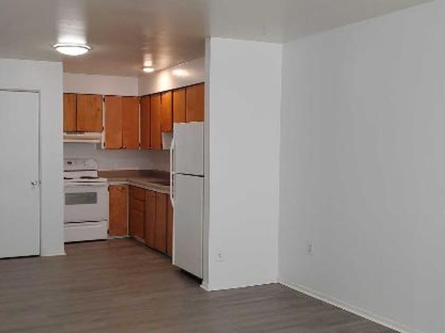 1 Br, 1 bath, Condo 2700 N Federal Blvd