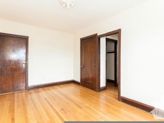 1 Br, 1 bath, Condo 2700 North Spaulding Avenue