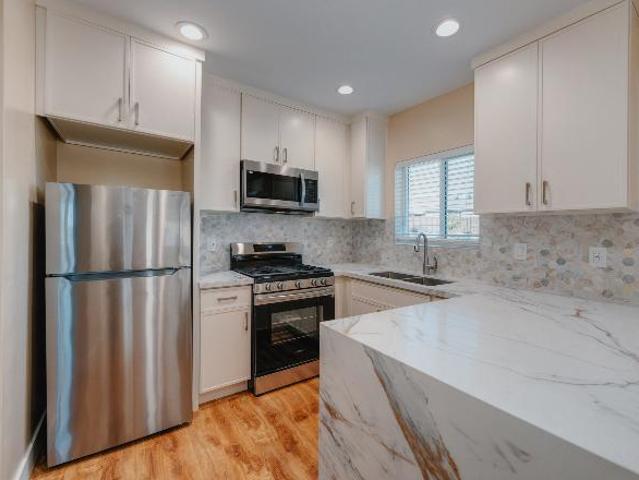 1 Br, 1 bath, Condo 2703 Alondra Blvd Unit
