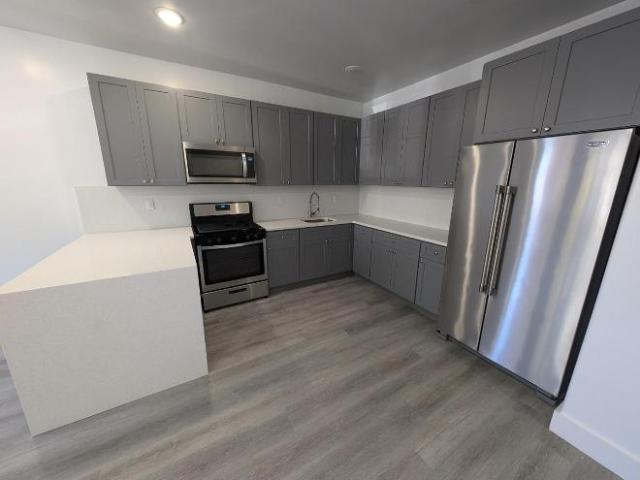 1 Br, 1 bath, Condo 273 Oak Streetapartment # 101