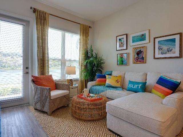 1 Br, 1 bath, Condo 2753 Mayport Rd
