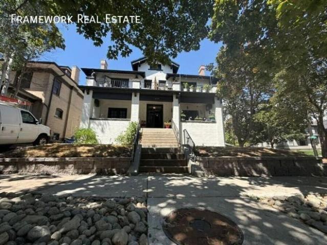 1 Br, 1 bath, Condo 2760 E 14th Ave