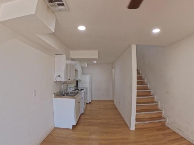 1 Br, 1 bath, Condo 2806 W Melvin Street
