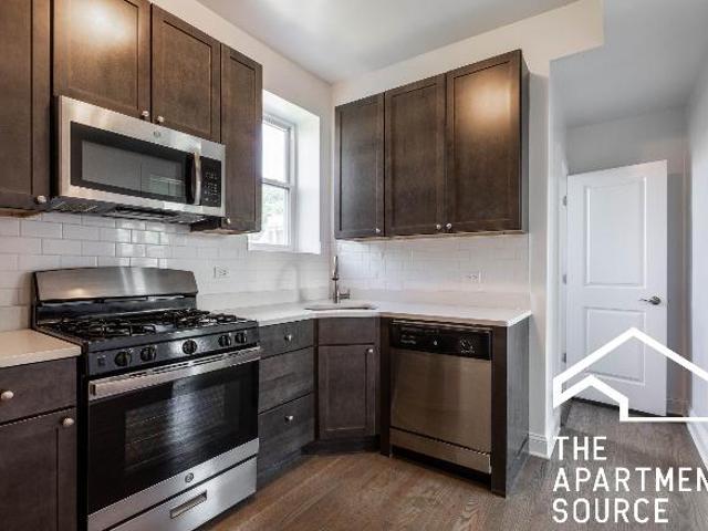 1 Br, 1 bath, Condo 2814 North Troy St