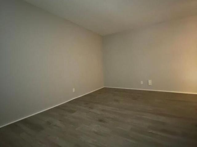 1 Br, 1 bath, Condo 2815 Sw 28th Ave