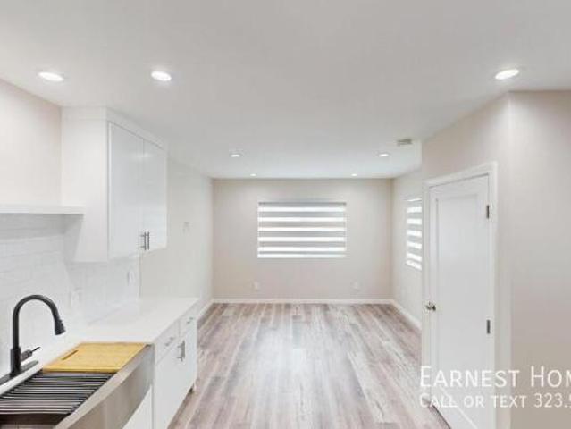 1 Br, 1 bath, Condo 2811 West 46th Street