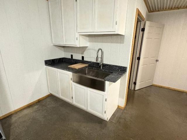1 Br, 1 bath, Condo 2855 West State Hwy 154