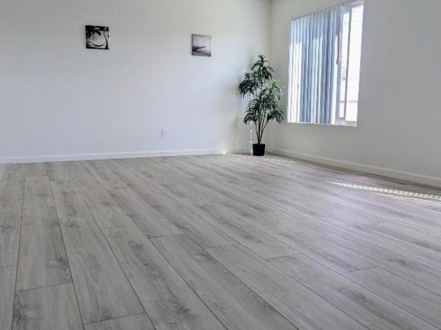 1 Br, 1 bath, Condo 2890 W 235th Street #11