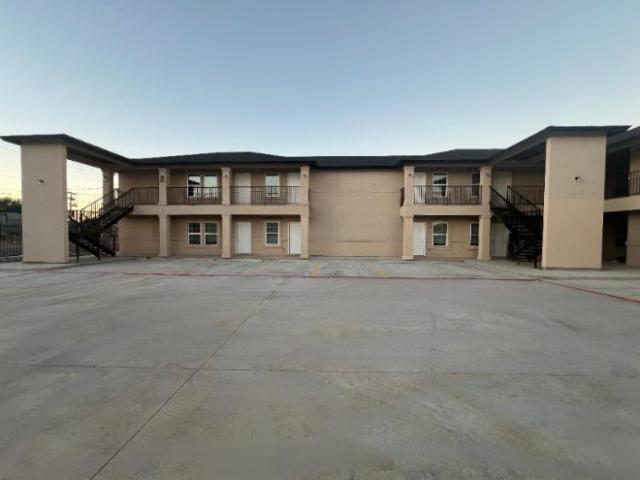 1 Br, 1 bath, Condo 2904 E Lyon St