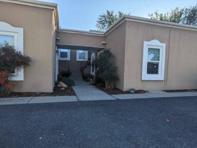 1 Br, 1 bath, Condo 2900 Palo Verde Dr NE