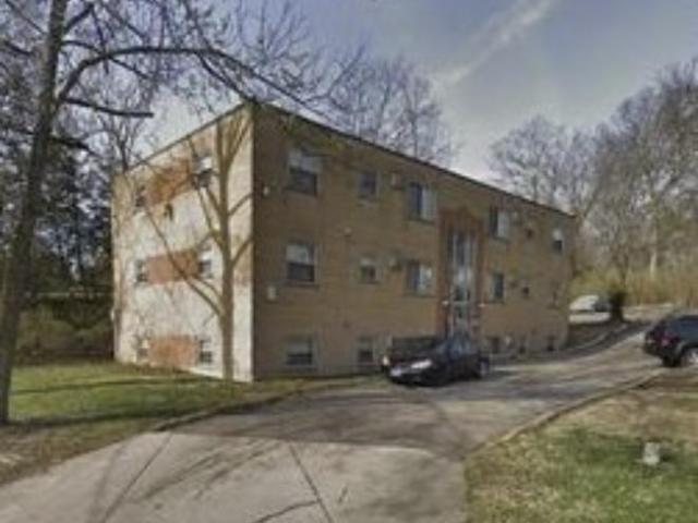 1 Br, 1 bath, Condo 2915 Westwood Northern Blvd