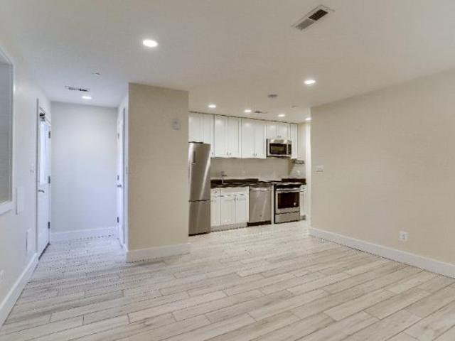 1 Br, 1 bath, Condo 2919 11th St
