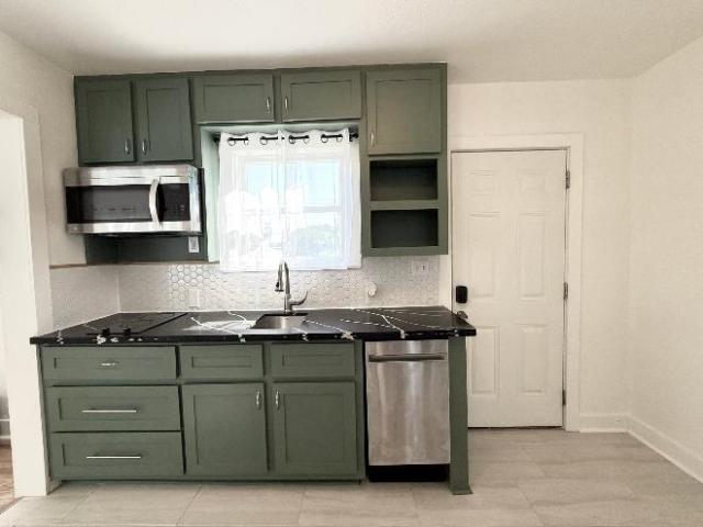 1 Br, 1 bath, Condo 2910 Avenue K