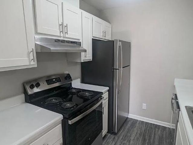 1 Br, 1 bath, Condo 2912 A W Florida St