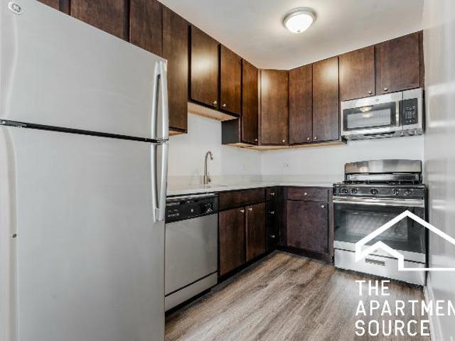 1 Br, 1 bath, Condo 2936 W Palmer