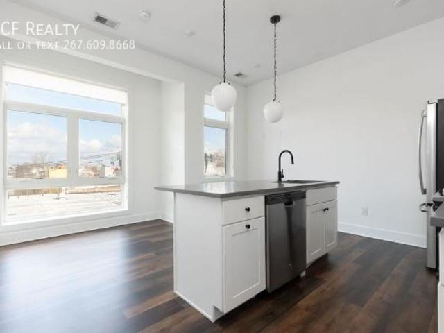 1 Br, 1 bath, Condo 2940 W Thompson Street 204