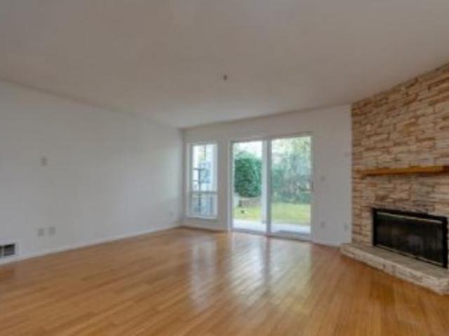 1 Br, 1 bath, Condo 2969 142nd Pl SE