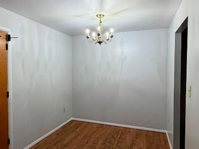 1 Br, 1 bath, Condo 2971 Fourtowers Dr