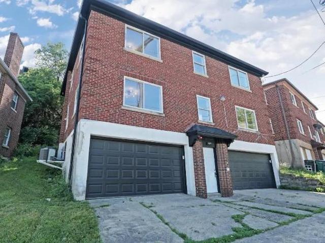 1 Br, 1 bath, Condo 2992 W Mcmicken Ave