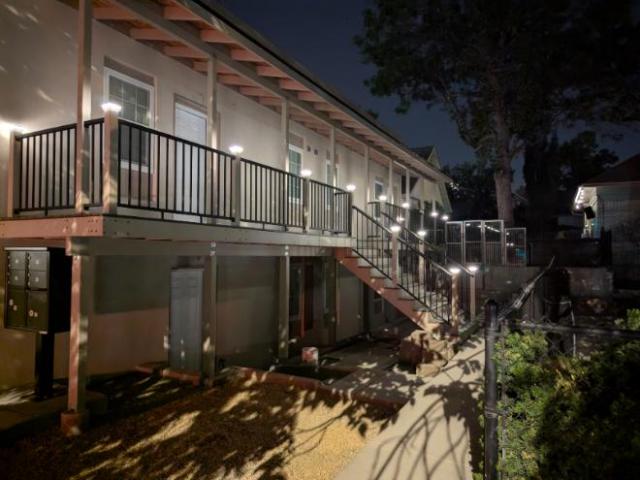 1 Br, 1 bath, Condo 29 12th Ave
