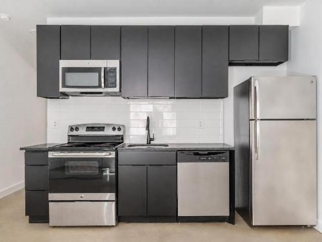1 Br, 1 bath, Condo 3003 W Glenwood Ave