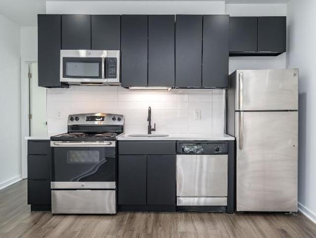 1 Br, 1 bath, Condo 3003 W Glenwood Ave