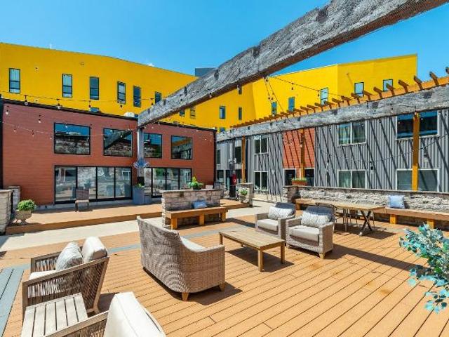 1 Br, 1 bath, Condo 3003 W Glenwood Ave