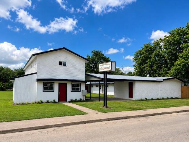 1 Br, 1 bath, Condo 301 E Main St