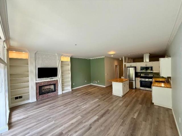 1 Br, 1 bath, Condo 303 E Pike St