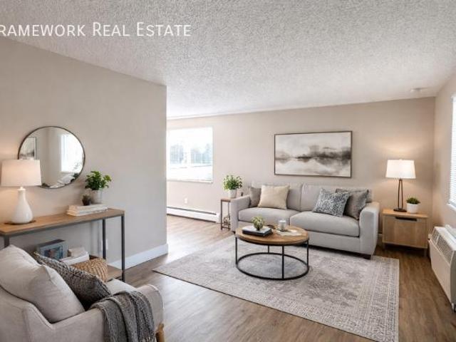 1 Br, 1 bath, Condo 3048 W Amherst Ave