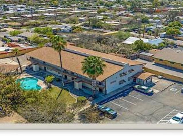 1 Br, 1 bath, Condo 3052 N Alvernon Way