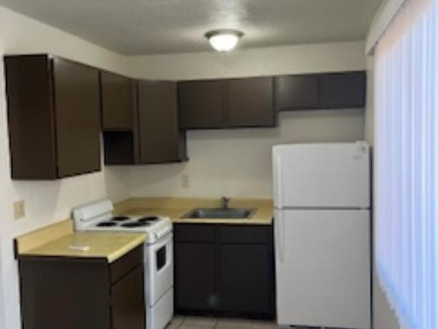 1 Br, 1 bath, Condo 3052 N Alvernon Way
