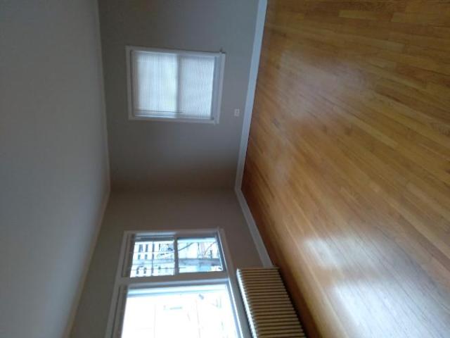 1 Br, 1 bath, Condo 305 Ridge